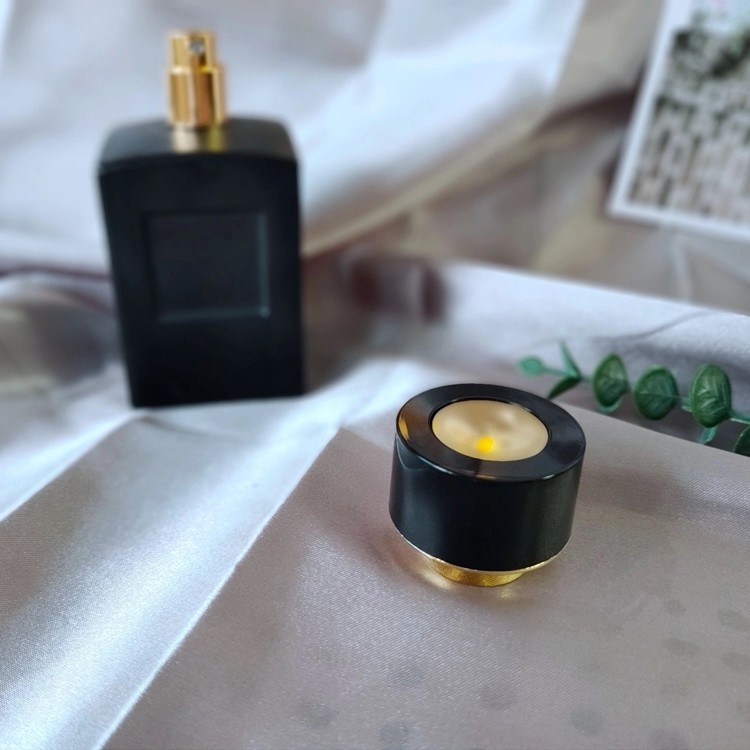 Rectangular Shape Brand Label Design 100ml Matte Black Cologne Bottles ...