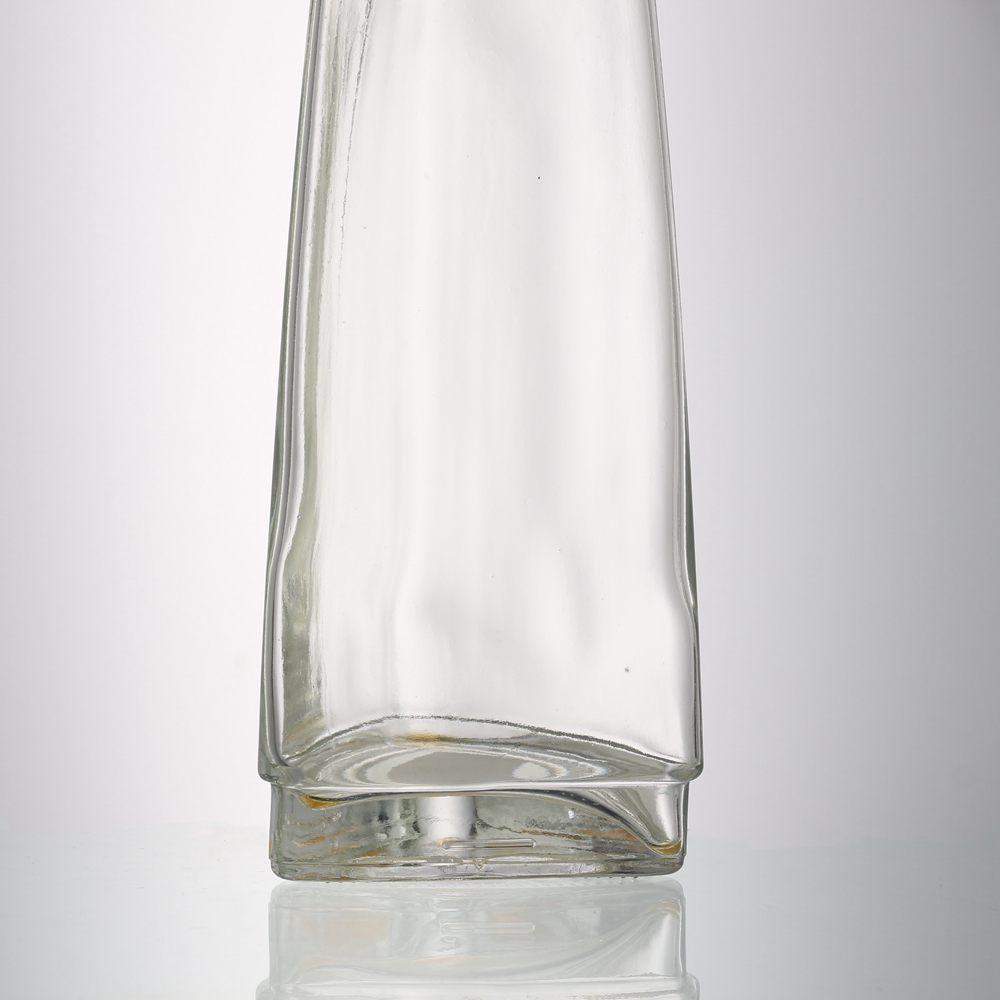 Wholesale different design made 750 ml custom shape triangle vodka ...
