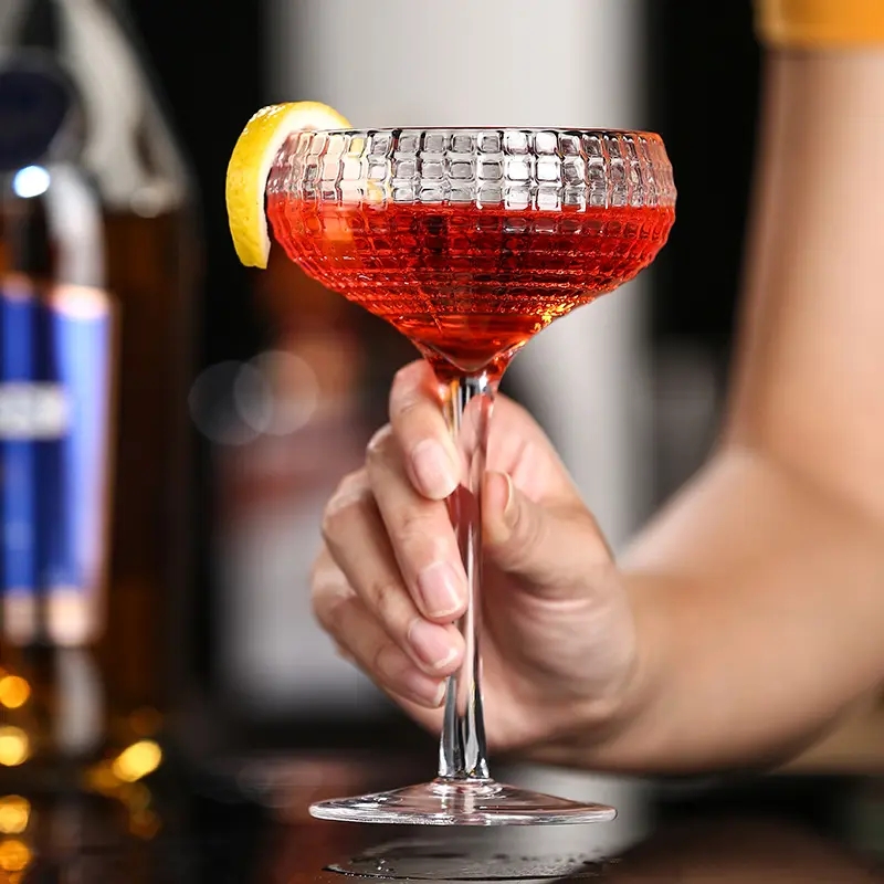 Light luxury lead-free crystal round smooth stable mesh texture goblet ...