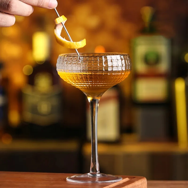 Light luxury lead-free crystal round smooth stable mesh texture goblet ...