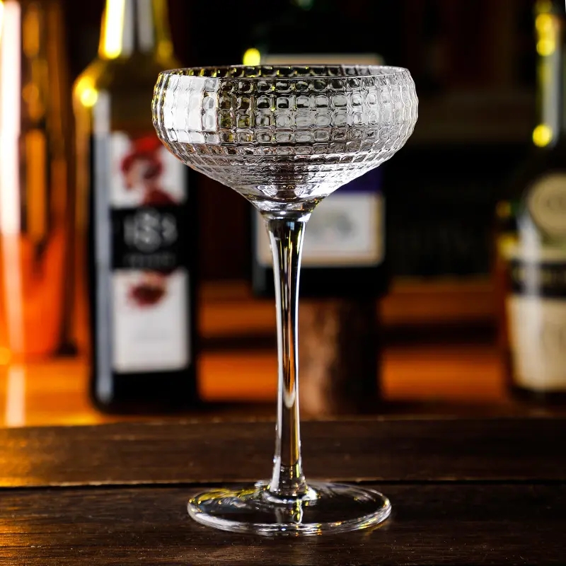 Light luxury lead-free crystal round smooth stable mesh texture goblet ...