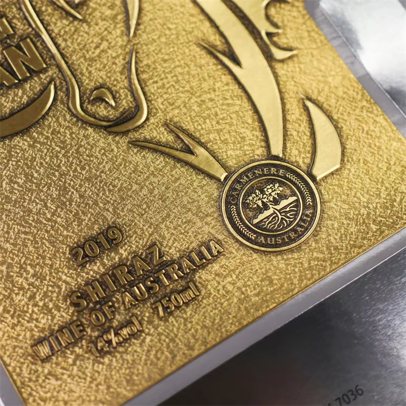 Custom Logo Luxury Matte Black Textured Sliver Foil Stamping 3D ...