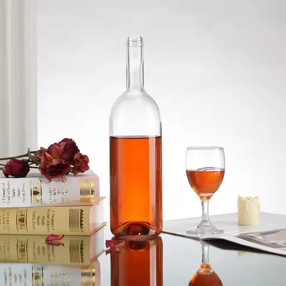 Long-Necked Round 500ml/750ml Glass Liquor Bottles with Cork for Gin ...